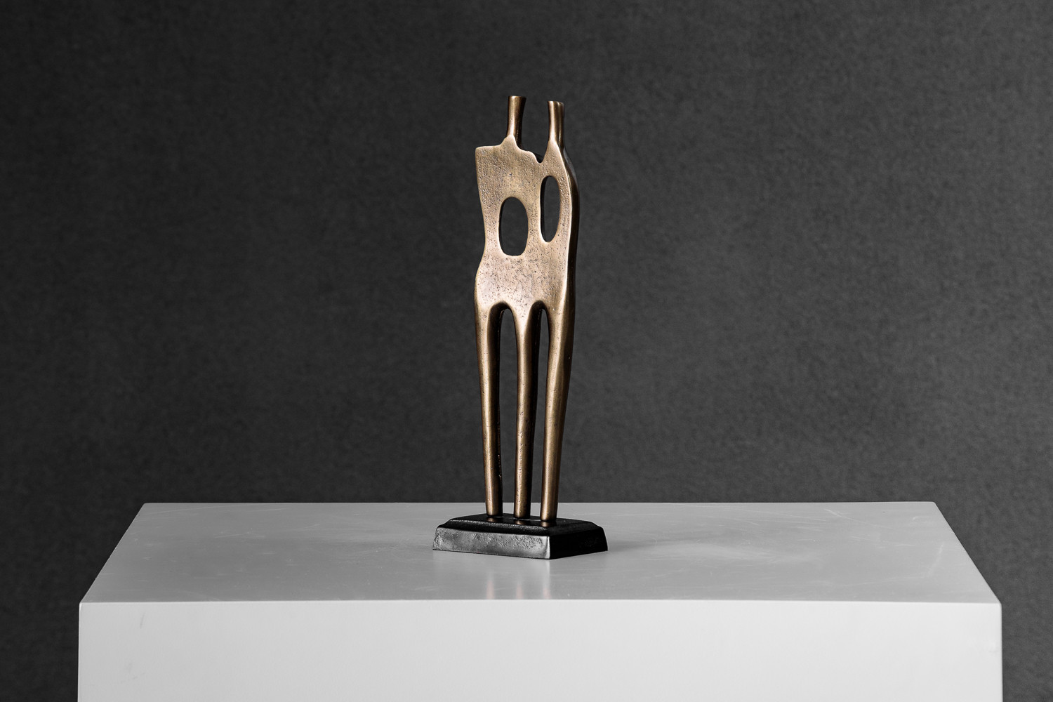 Gia Metal Sculpture | Cielo