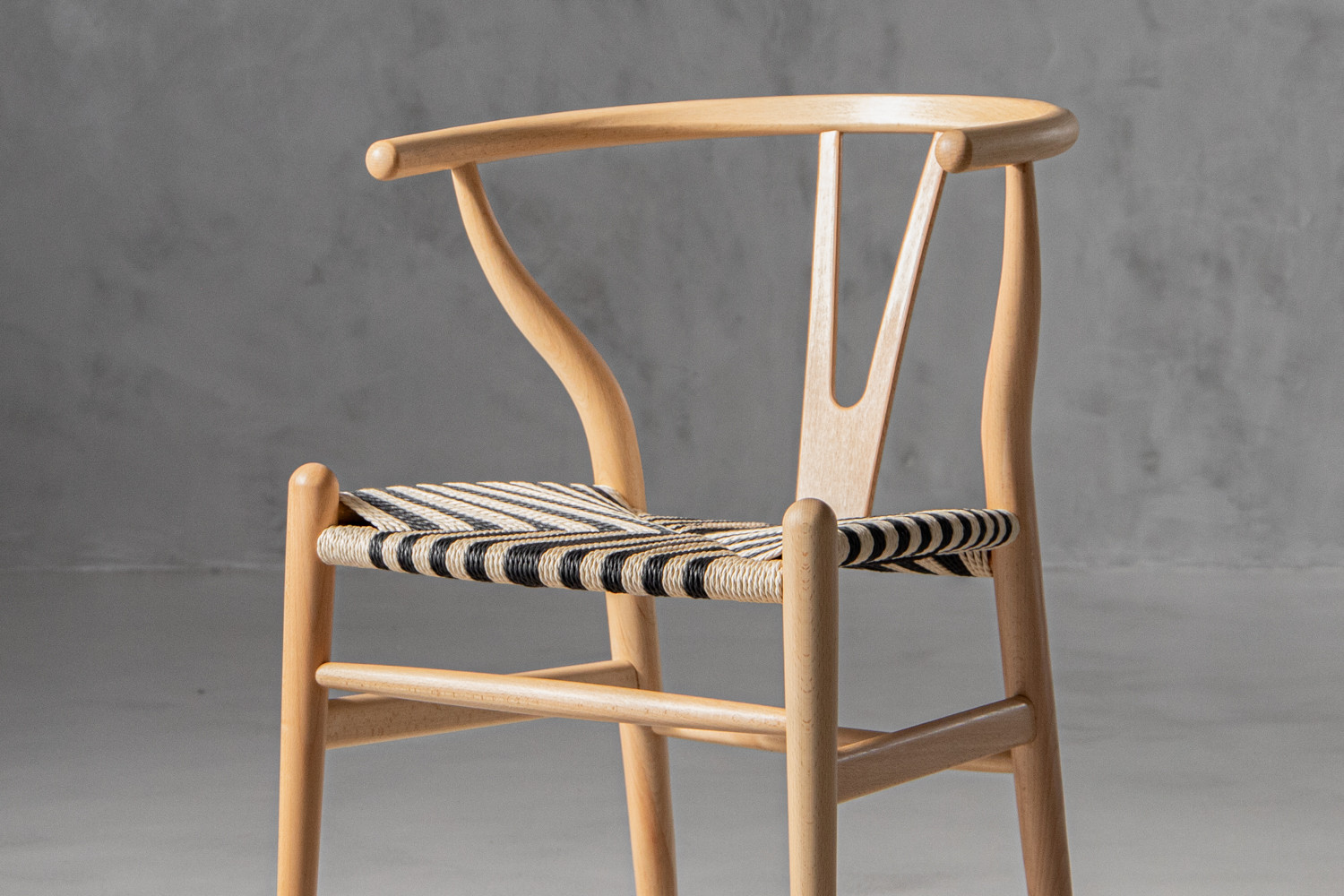 Sofia Dining Chair - Natural & Black | Cielo