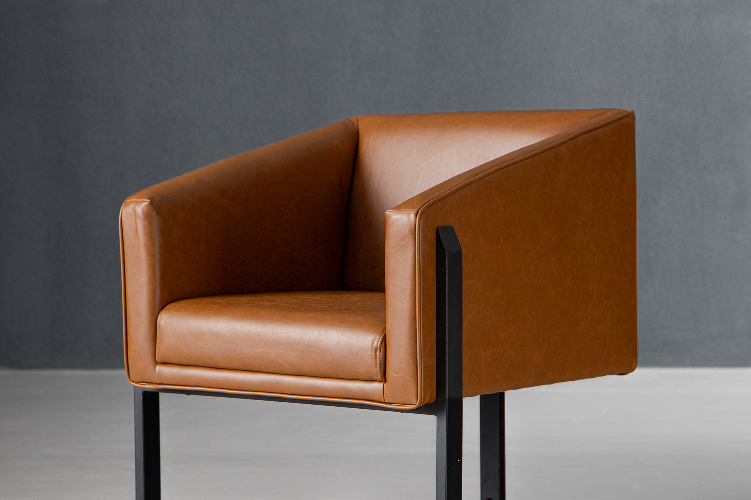 Elson Dining Chair - Tan | Iconic Mid-Century Design | Cielo