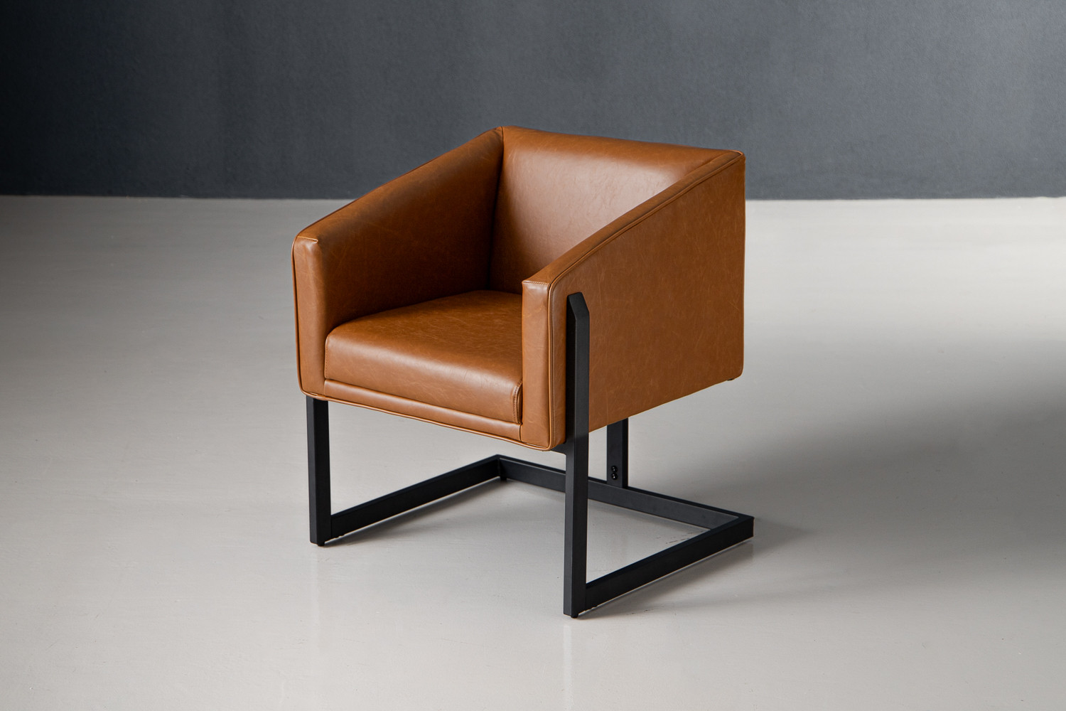 Elson Dining Chair - Tan | Iconic Mid-Century Design | Cielo