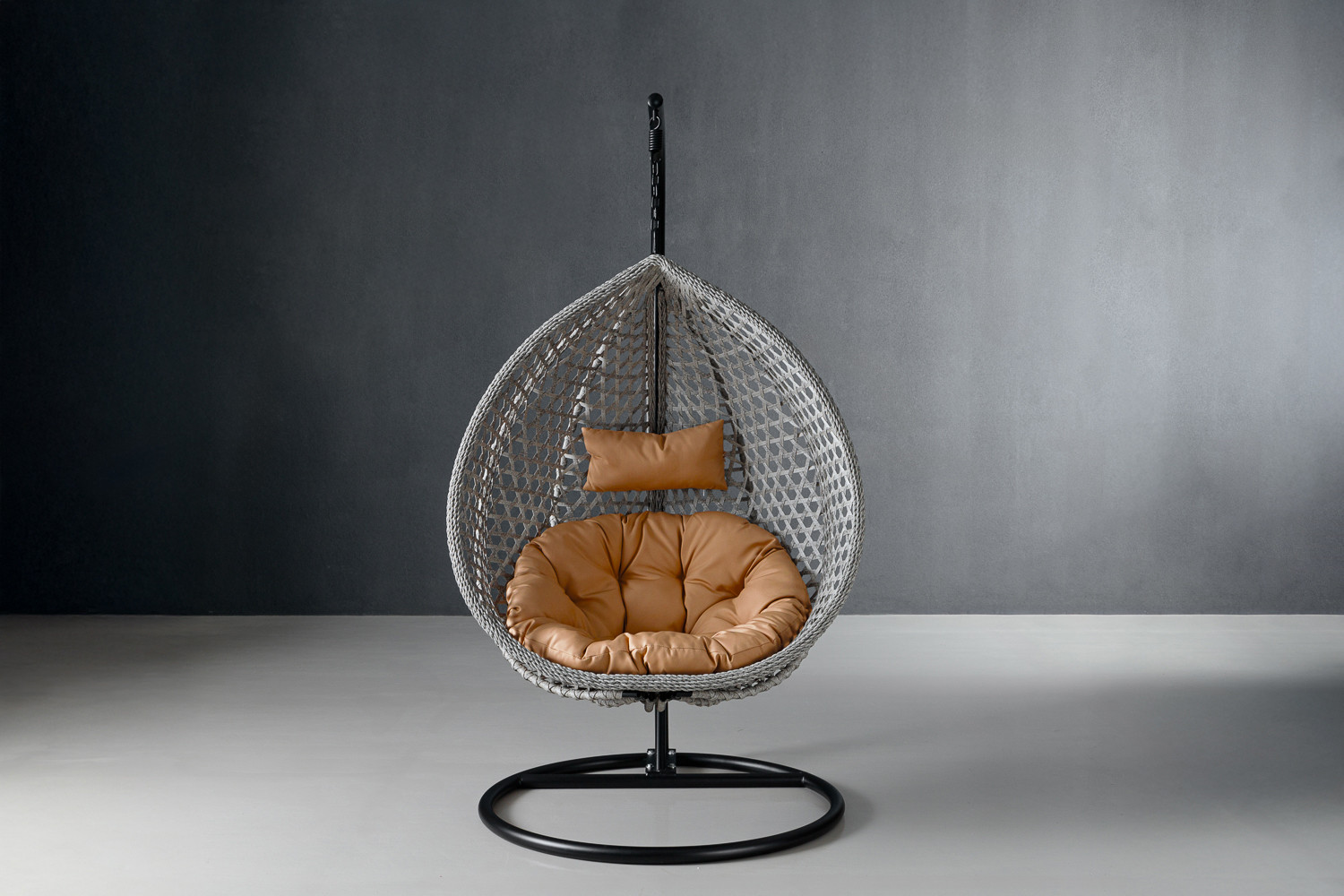 Tuscan Hanging Chair | Stylish Comfort for Any Space | Cielo