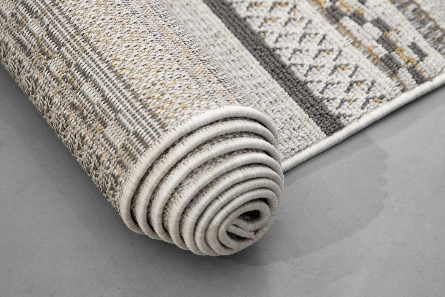 Bora Rug - Grey Contemporary Indoor & Outdoor Rug | Cielo