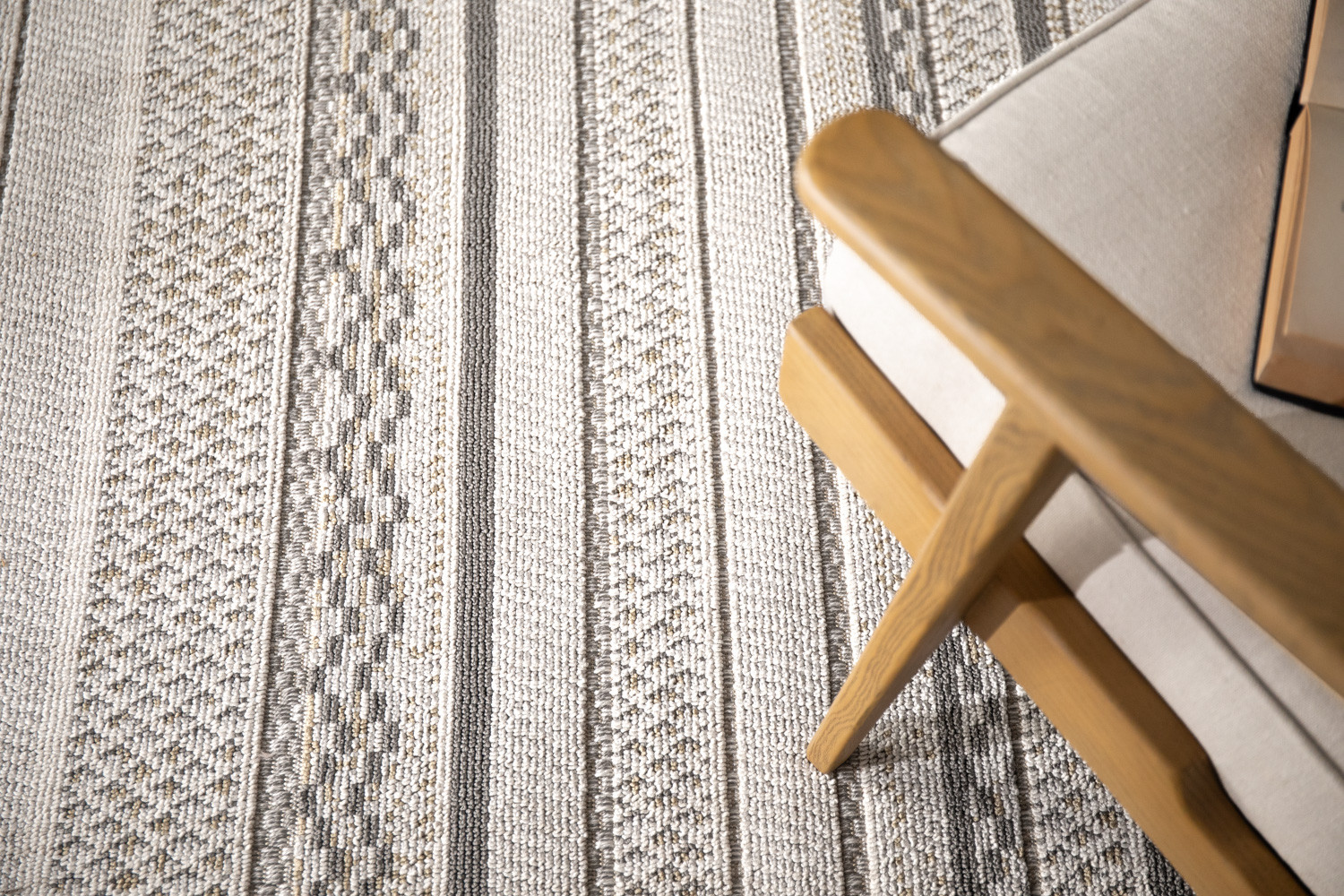 Bora Rug - Grey Contemporary Indoor & Outdoor Rug | Cielo