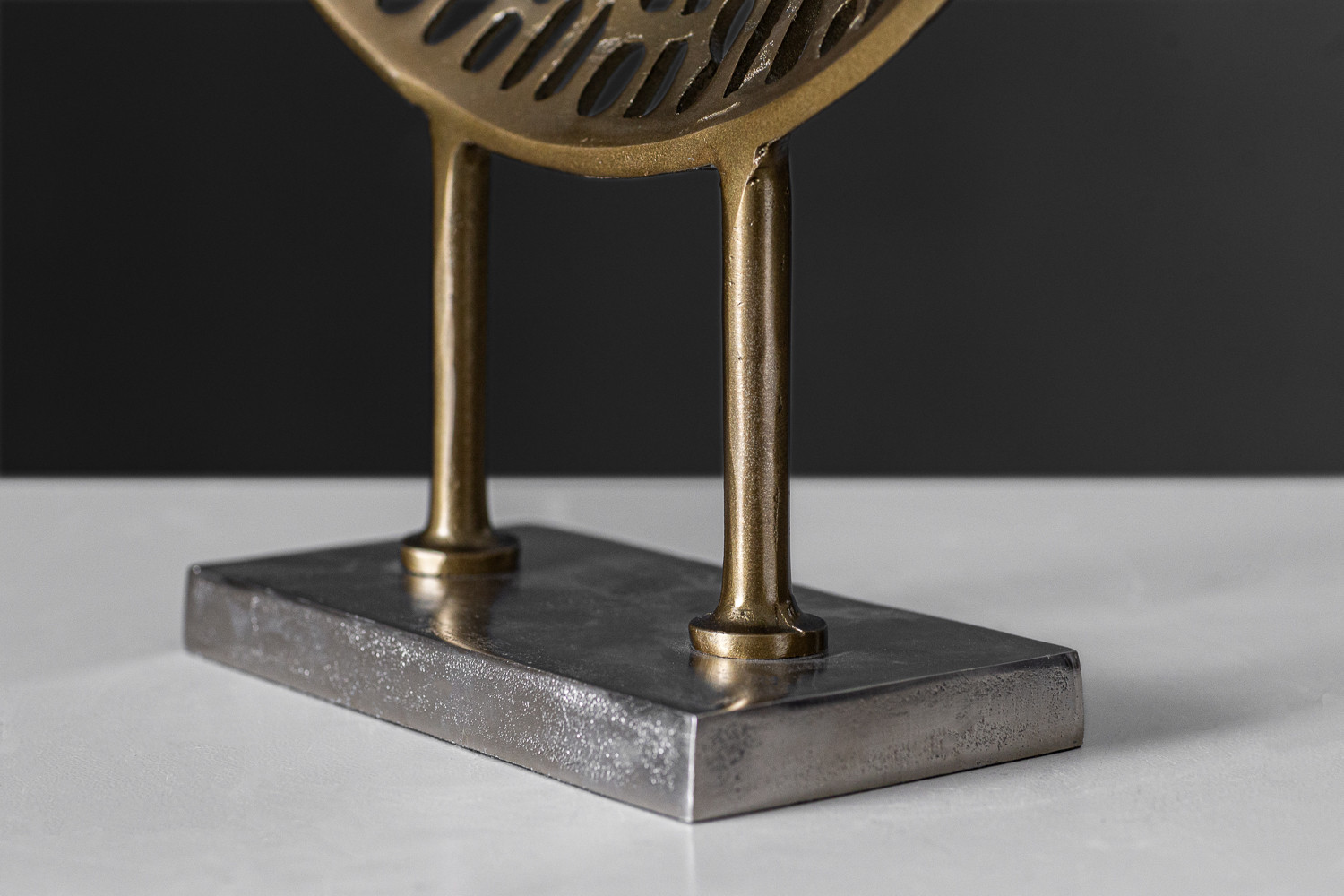 Divish Brass Décor – Elegant Brass Accent Piece | Cielo