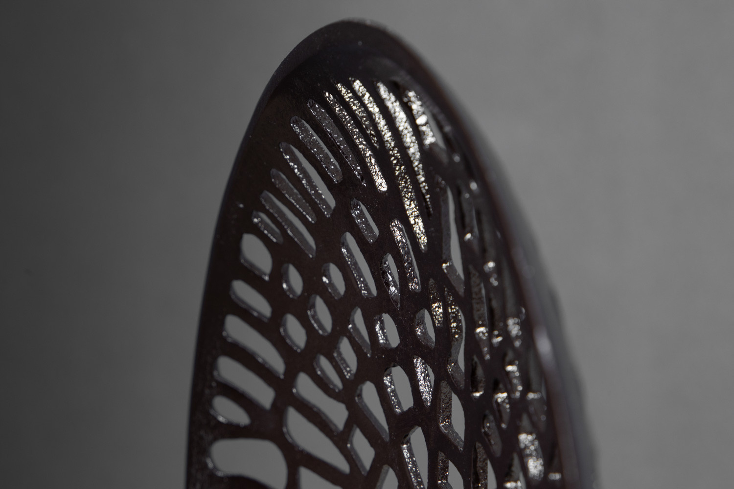 Divish Bronze Décor – Elegant Bronze Accent Piece | Cielo