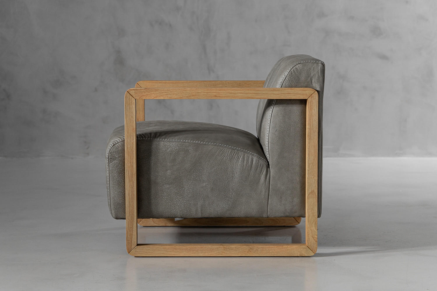 Baku Leather Armchair - Graphite | Cielo