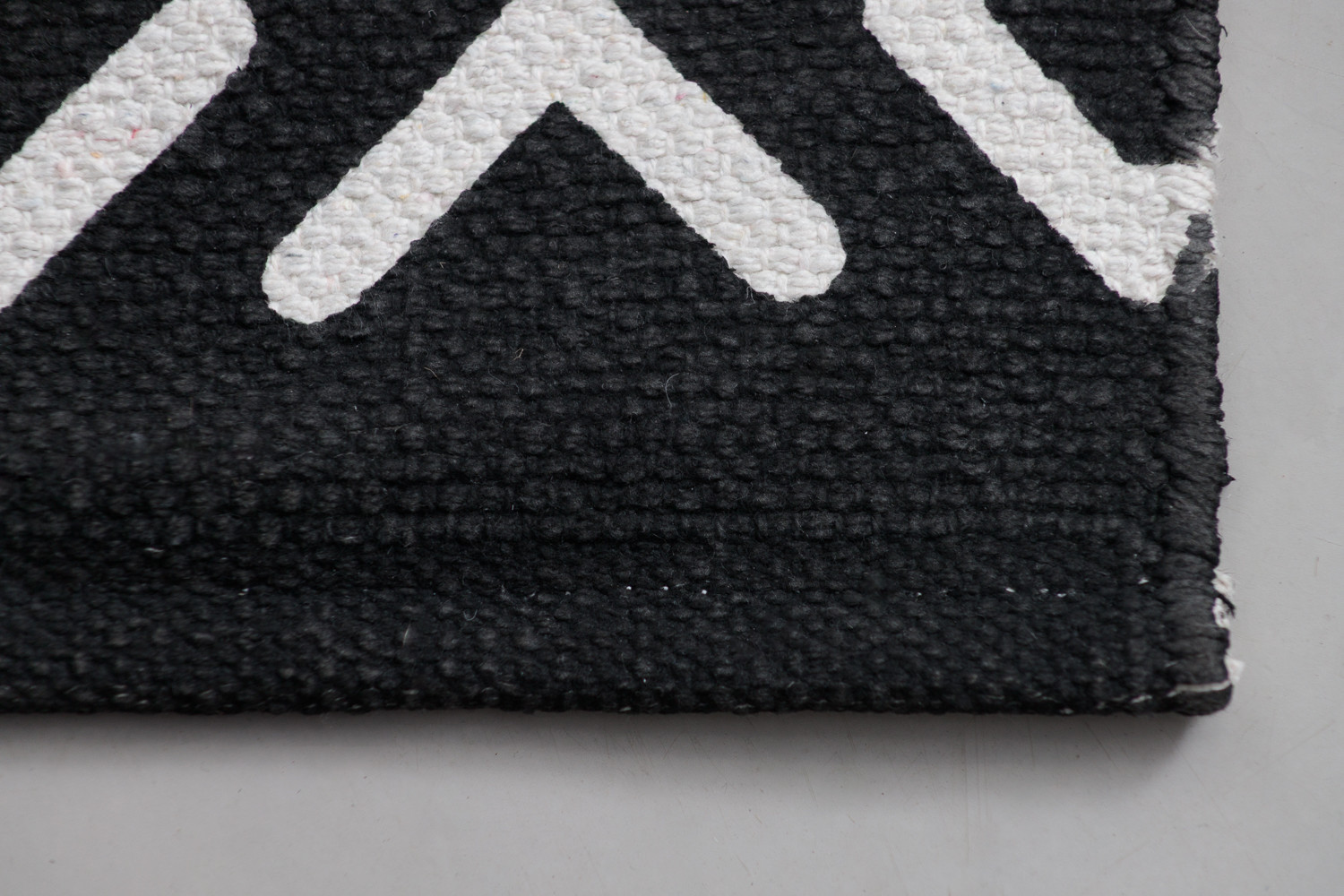 Lintino Rug – Tribal-Inspired Neutral Woven Rug | Cielo