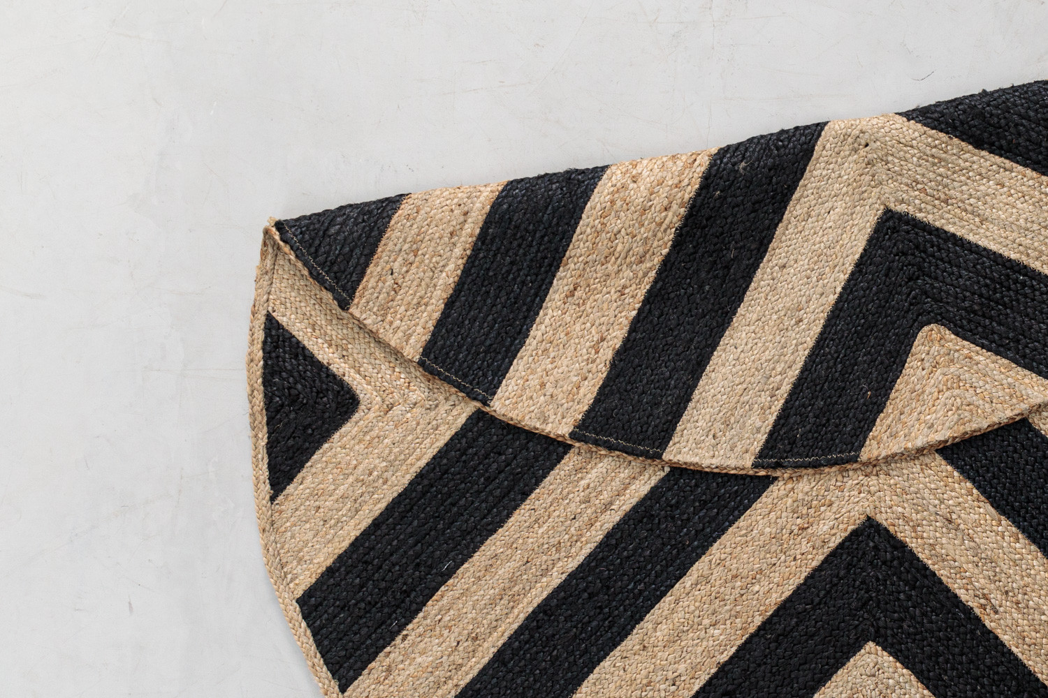 Kenzo Rug – Contemporary Curved Pattern Rug | Cielo