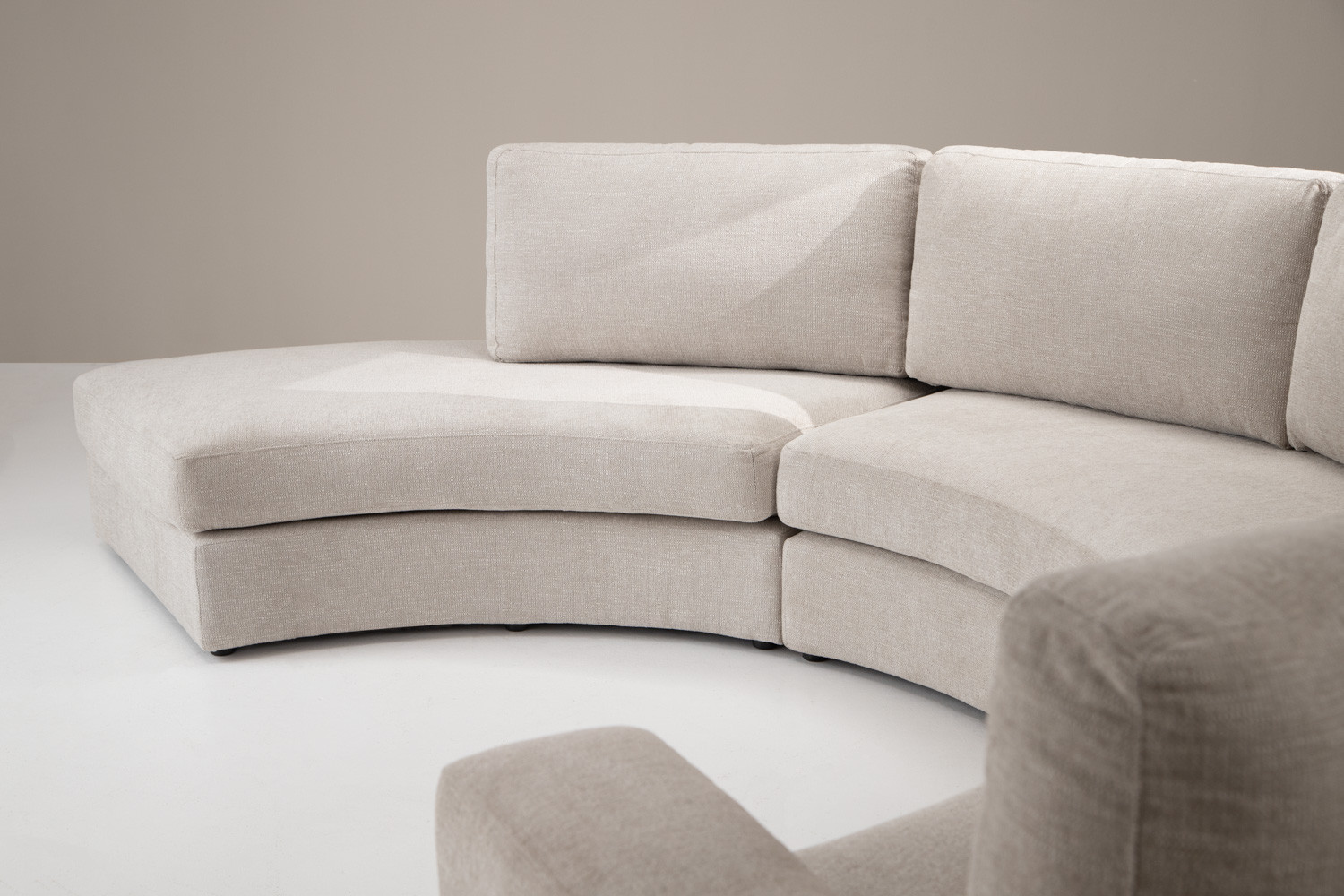 Embergrain Modular Grand Daybed - Sculptural Comfort Redefined | Cielo ...