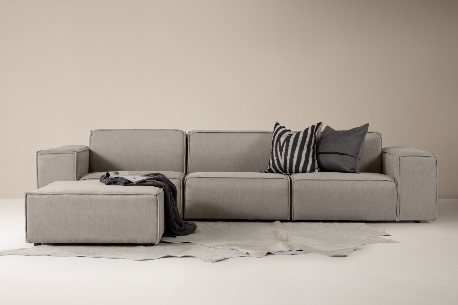 Jagger Modular Daybed - Cloud Grey | Contemporary Lounge Seating | Cielo