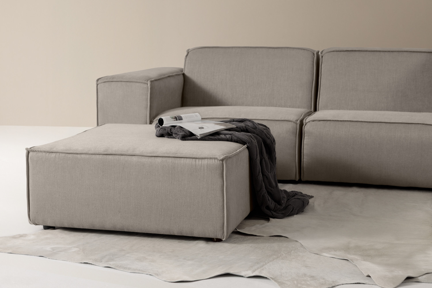 Jagger Modular Daybed - Cloud Grey | Contemporary Lounge Seating | Cielo