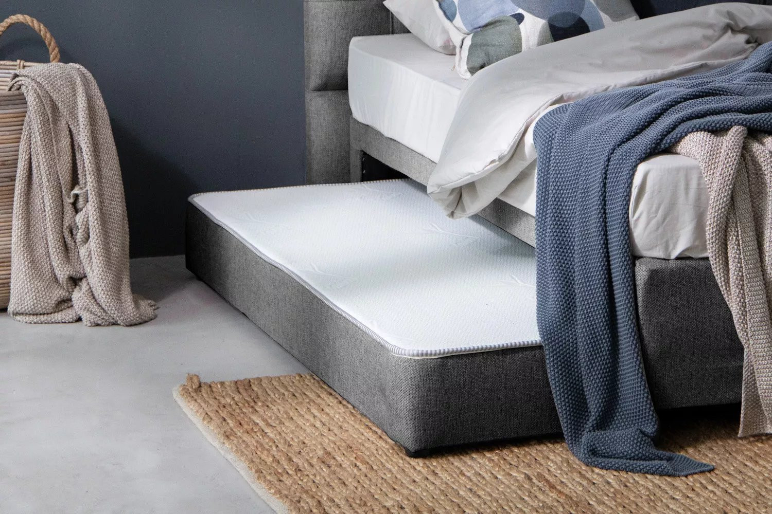 Alexa Dual Function Bed - Ash Three Quarter | Cielo