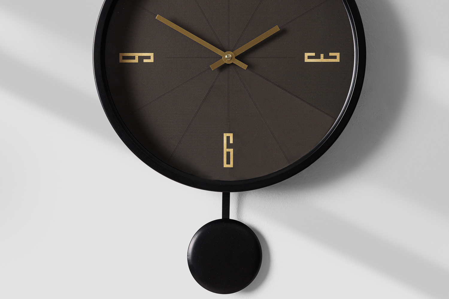 Rosa Wall Clock For Sale | Cielo