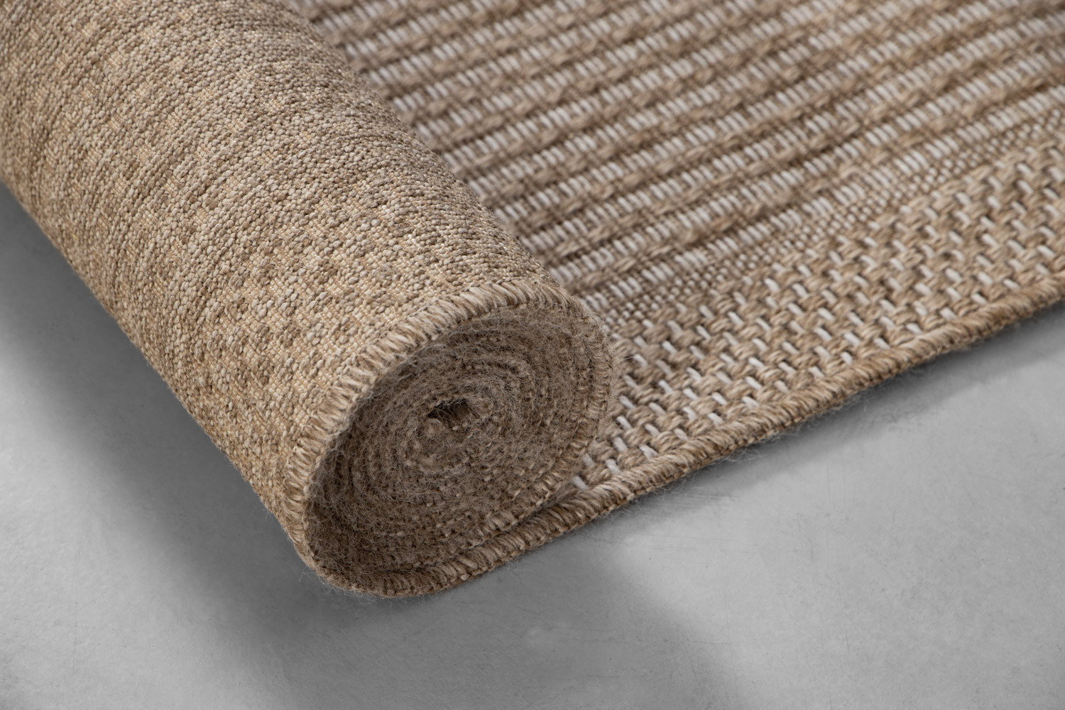 Tanith Patio Rug Medium For Sale | Cielo