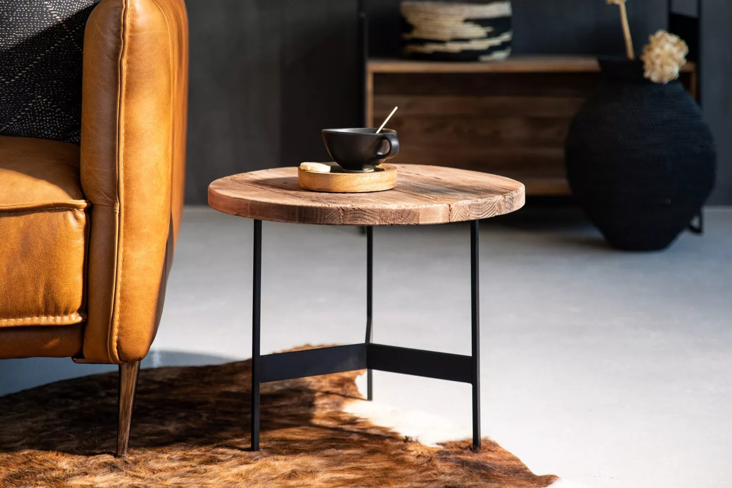 Faizan Coffee Table Medium For Sale | Cielo