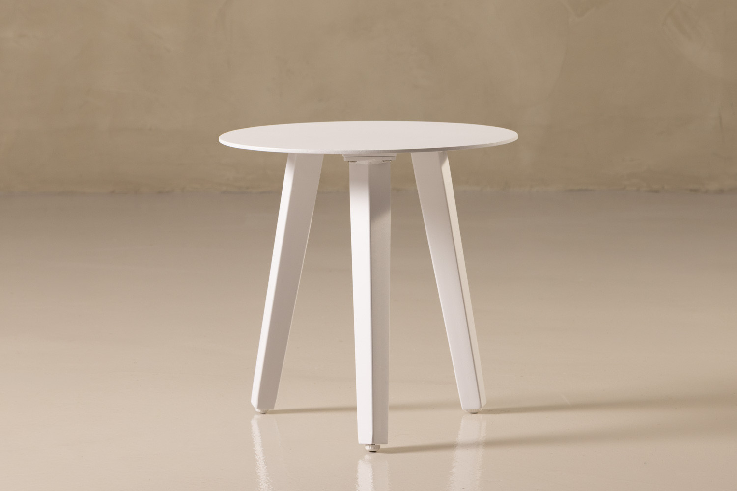 Pico Patio Side Table For Sale | Cielo