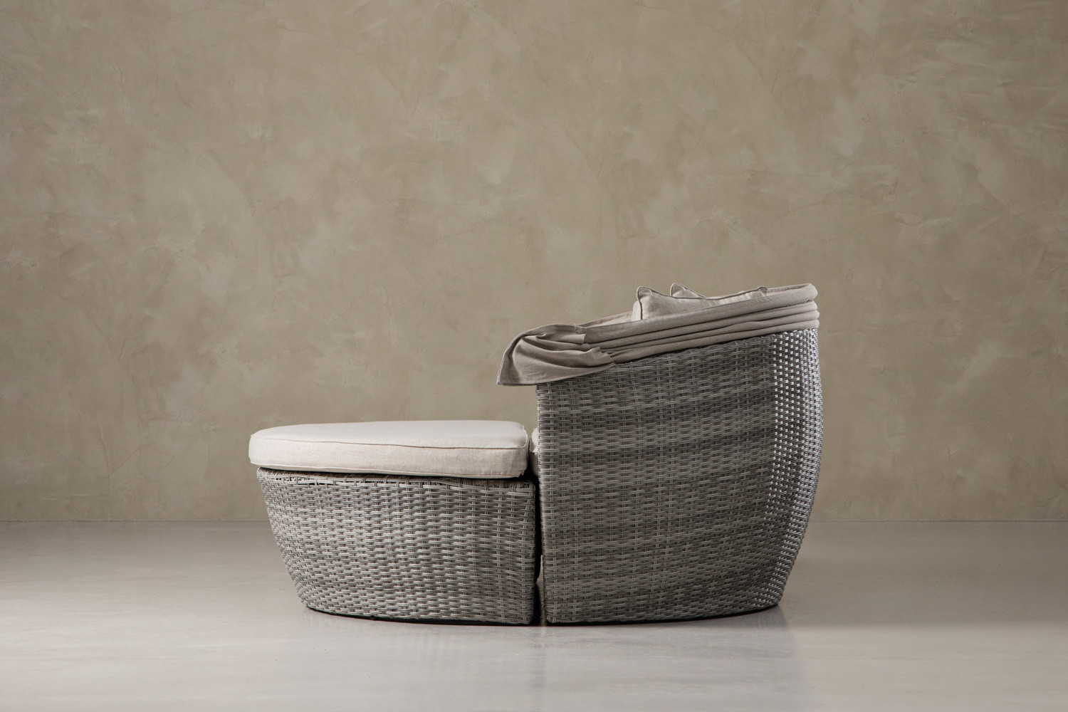 Lenima Patio Daybed with Canopy | Cielo South Africa | Cielo SA