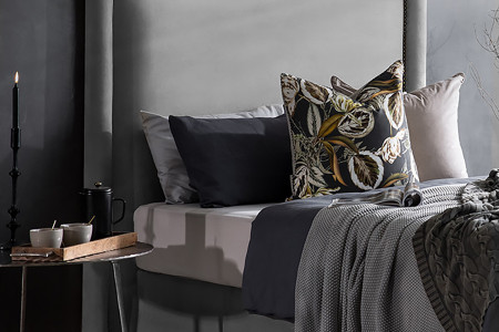 Elizabeth Bed - Queen XL | Cielo