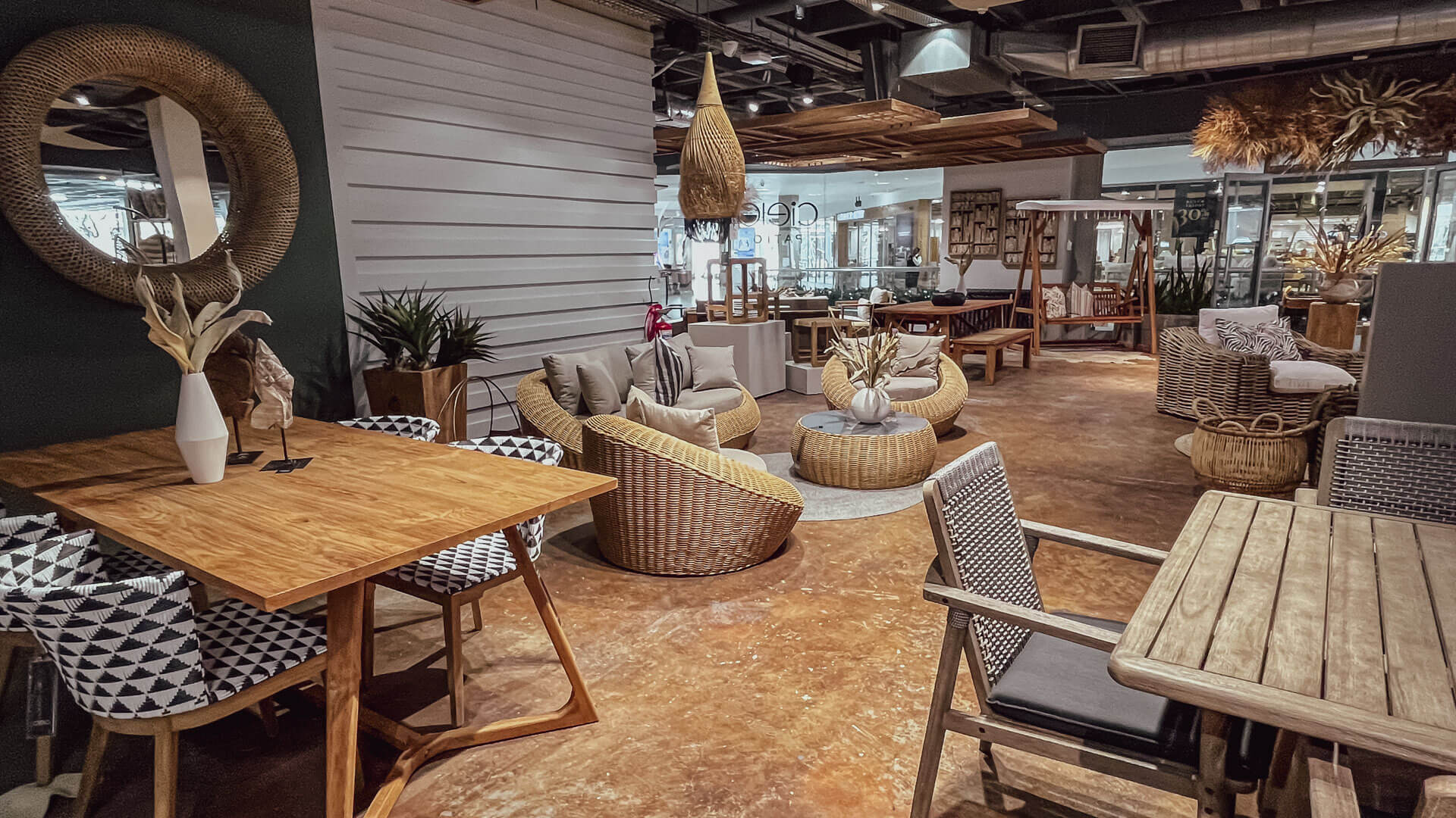 Brooklyn Square Cielo Patio | Cielo