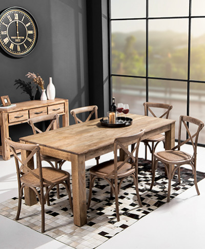 How to Chose a Stylish and Practical Dining Room Table